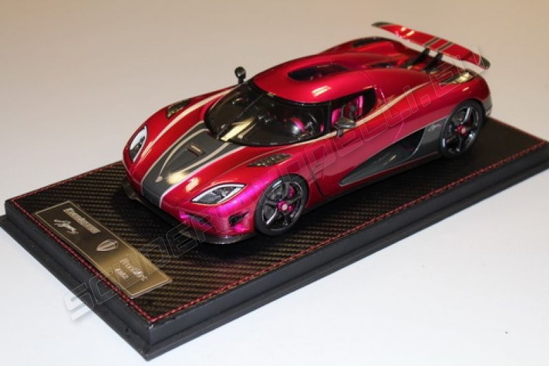 Koenigsegg Agera R Pink