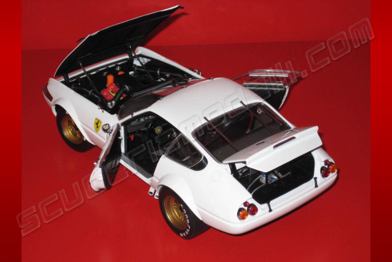 Kyosho 1969 Ferrari Ferrari 365 GTB/4 Daytona Competizione - WHITE - White