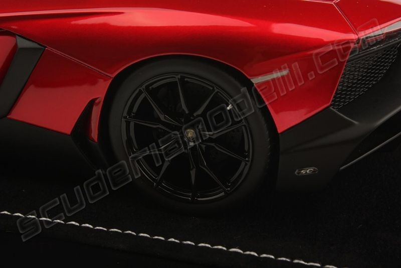 MR Collection 2013 Lamborghini Lamborghini Aventador LP720-4 - RED ...