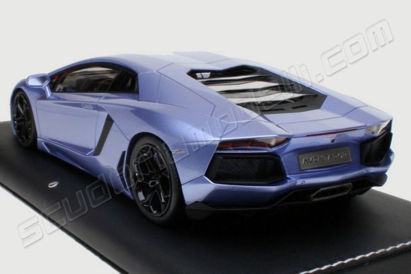 MR Collection 2011 Lamborghini Lamborghini Aventador LP700-4 - BLUE ...