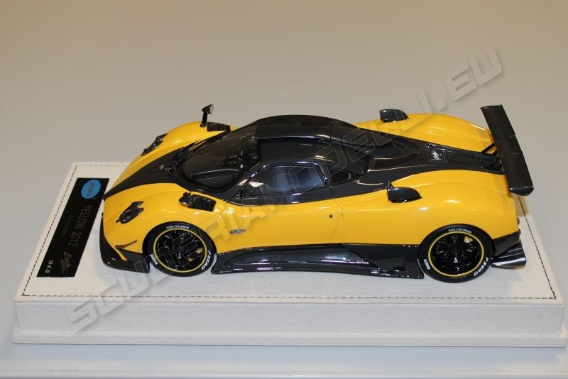 Pagani Zonda Cinque Yellow